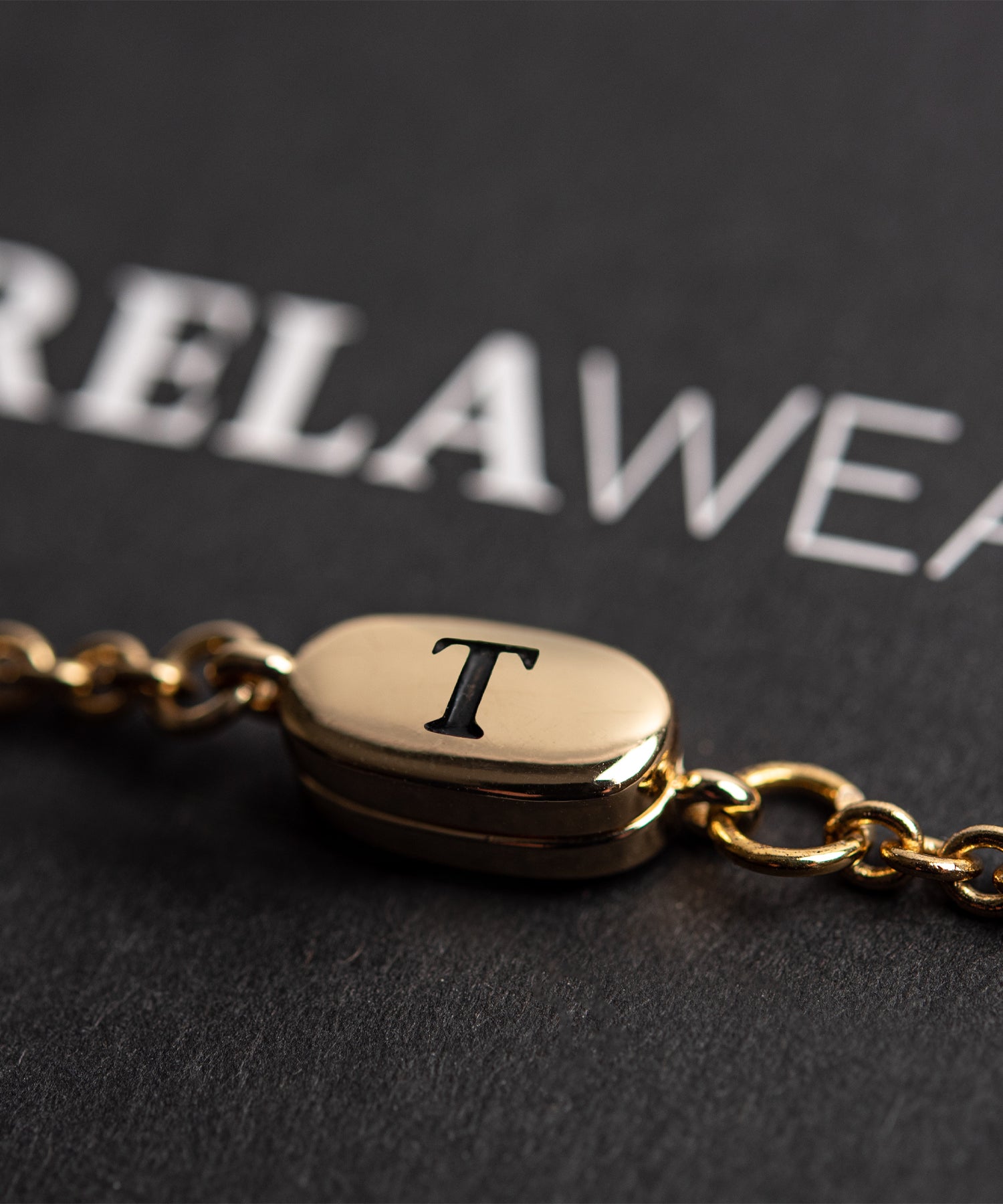 Bella Opaque Black/Gold – Trelawear